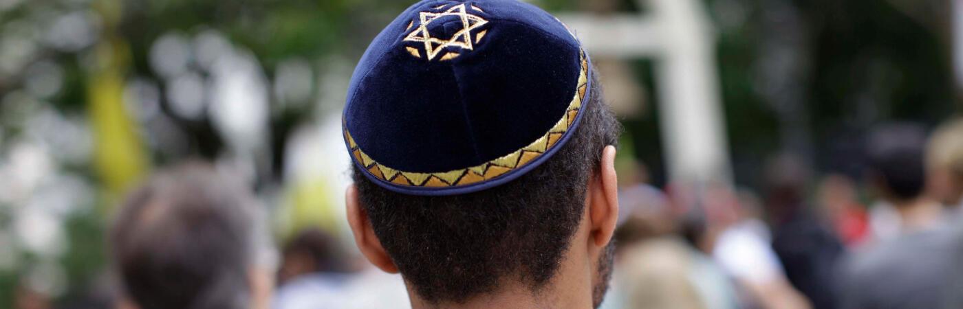 The Jewish identities of European Jews: What, why and how? | JPR