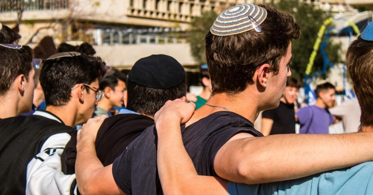 Four facts about Jewish peoplehood today | JPR